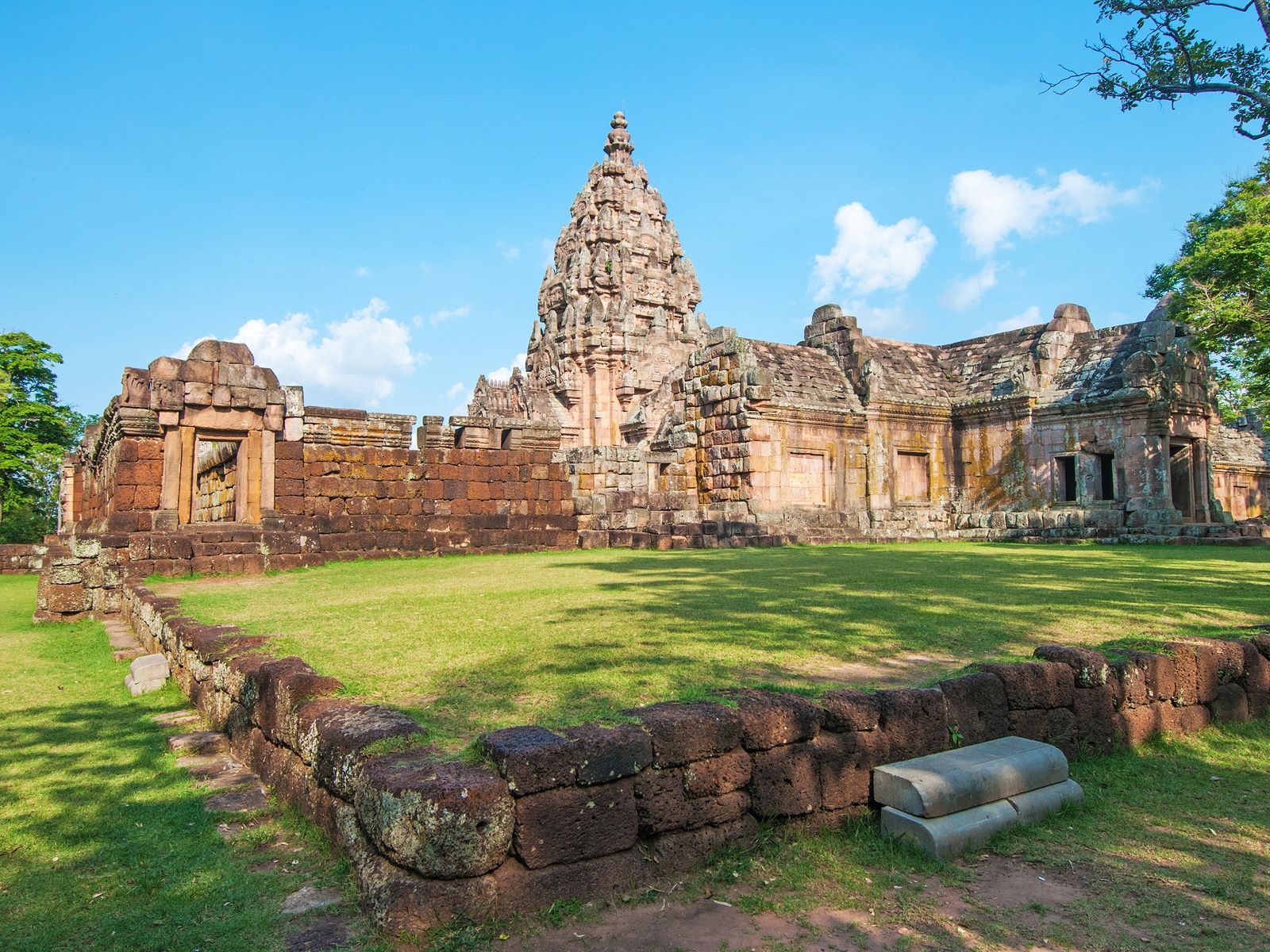 Phanom Rung Historical Park | TakeMeTour