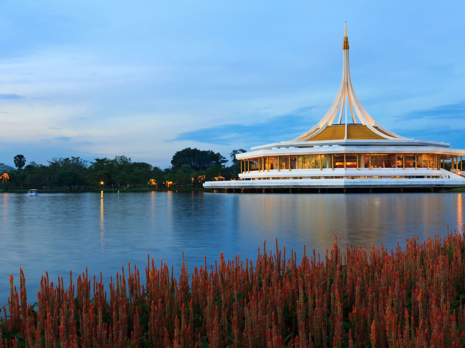 Your Lungs Can Still Love Bangkok: 7 Best Parks and Green Spaces in ...