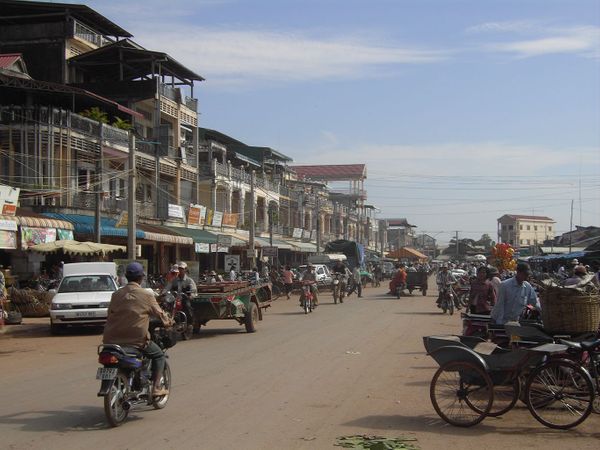 kampot old market, Phsar Kronat, kampot, kampot cambodia | TakeMeTour